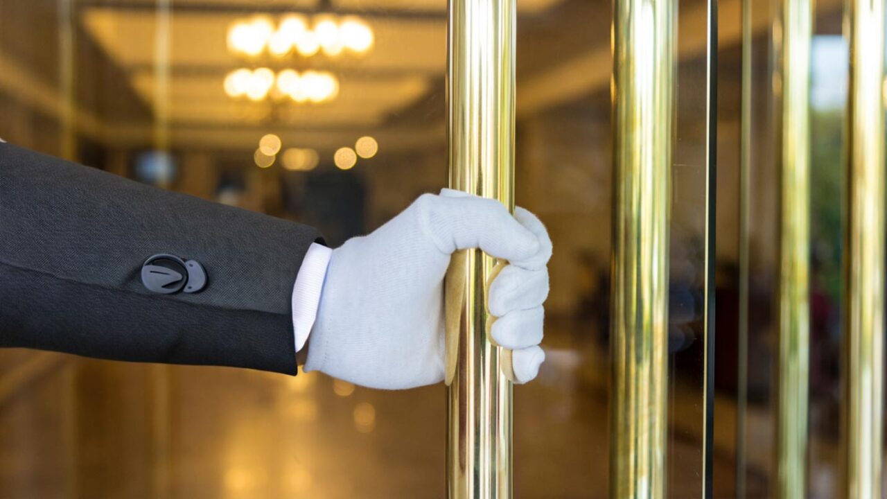 Upper East Side Doorman Buildings: Amenities and Price Ranges